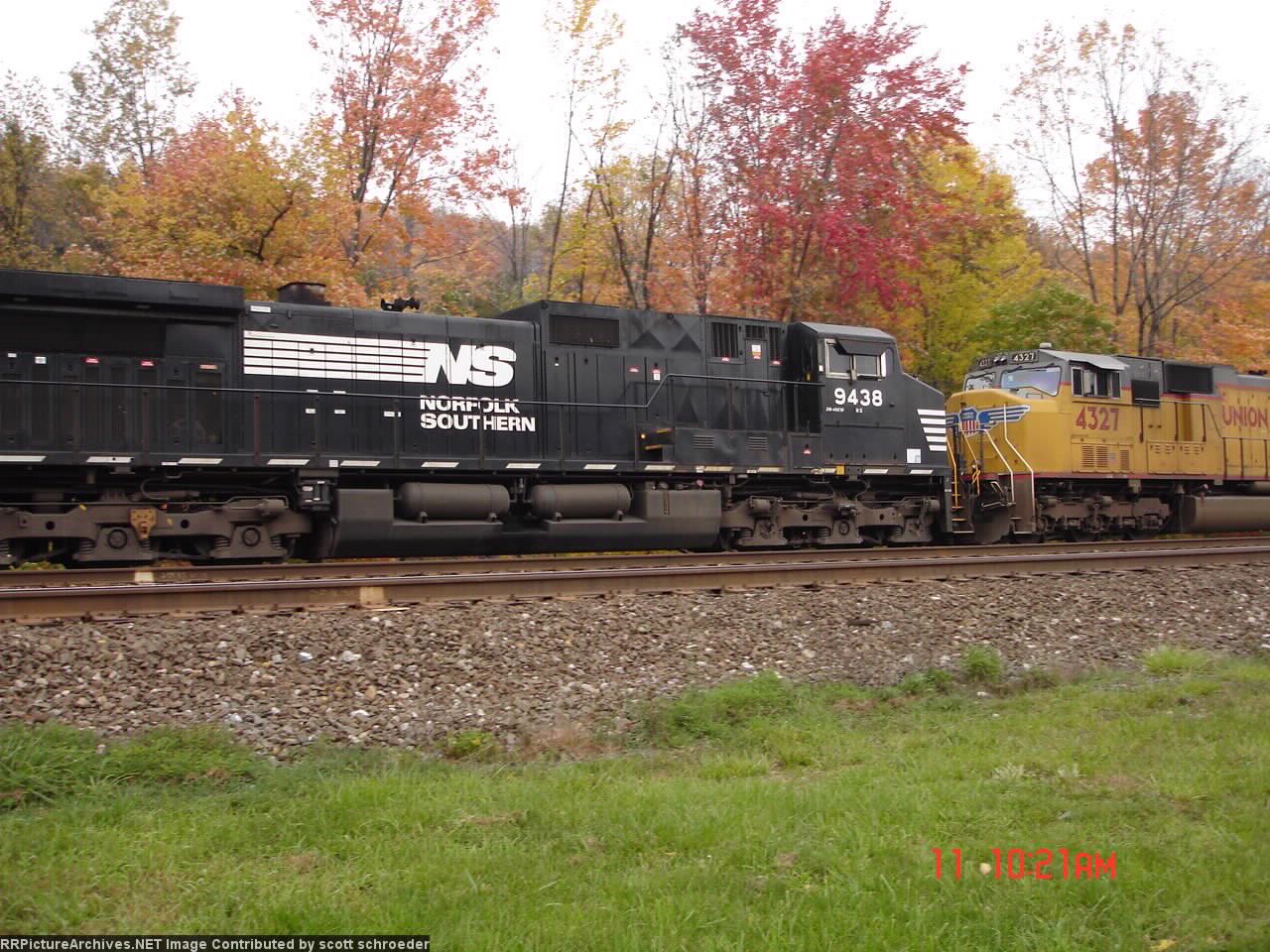 NS 9438 & UP 4327